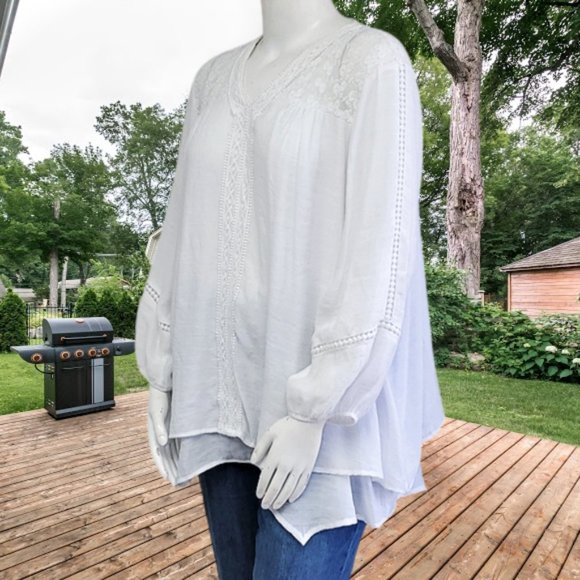 Malia Mills | Tops | Mailia White Chiffon Layered Blouse | Poshmark